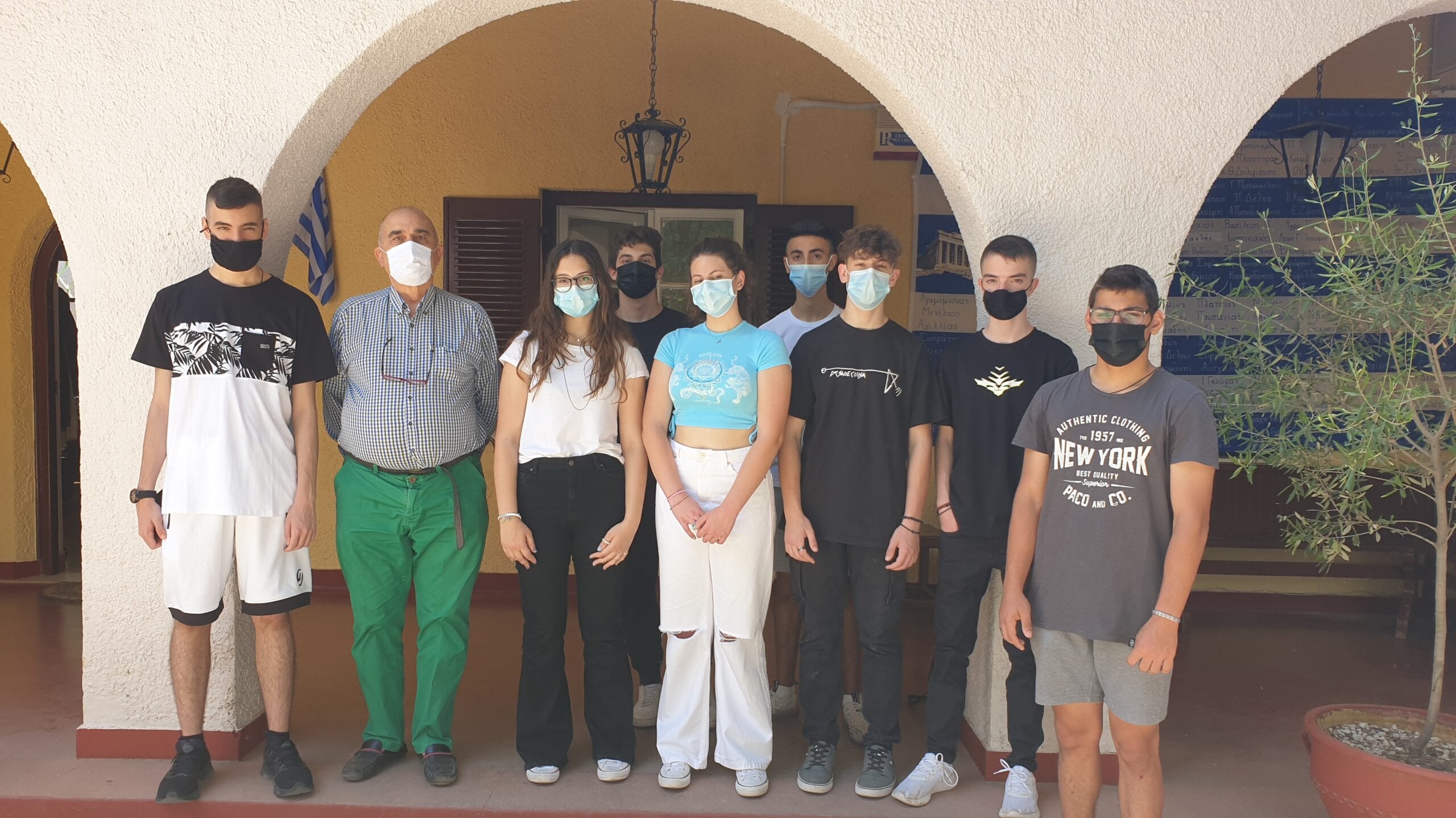 ΕΠΙΣΚΕΨΕΙΣ... ΑΛΛΑ ΜΕ ΜΑΣΚΑ! - ΜΟΝΤΕΣΣΟΡΙΑΝΑ ΣΧΟΛΕΙΑ