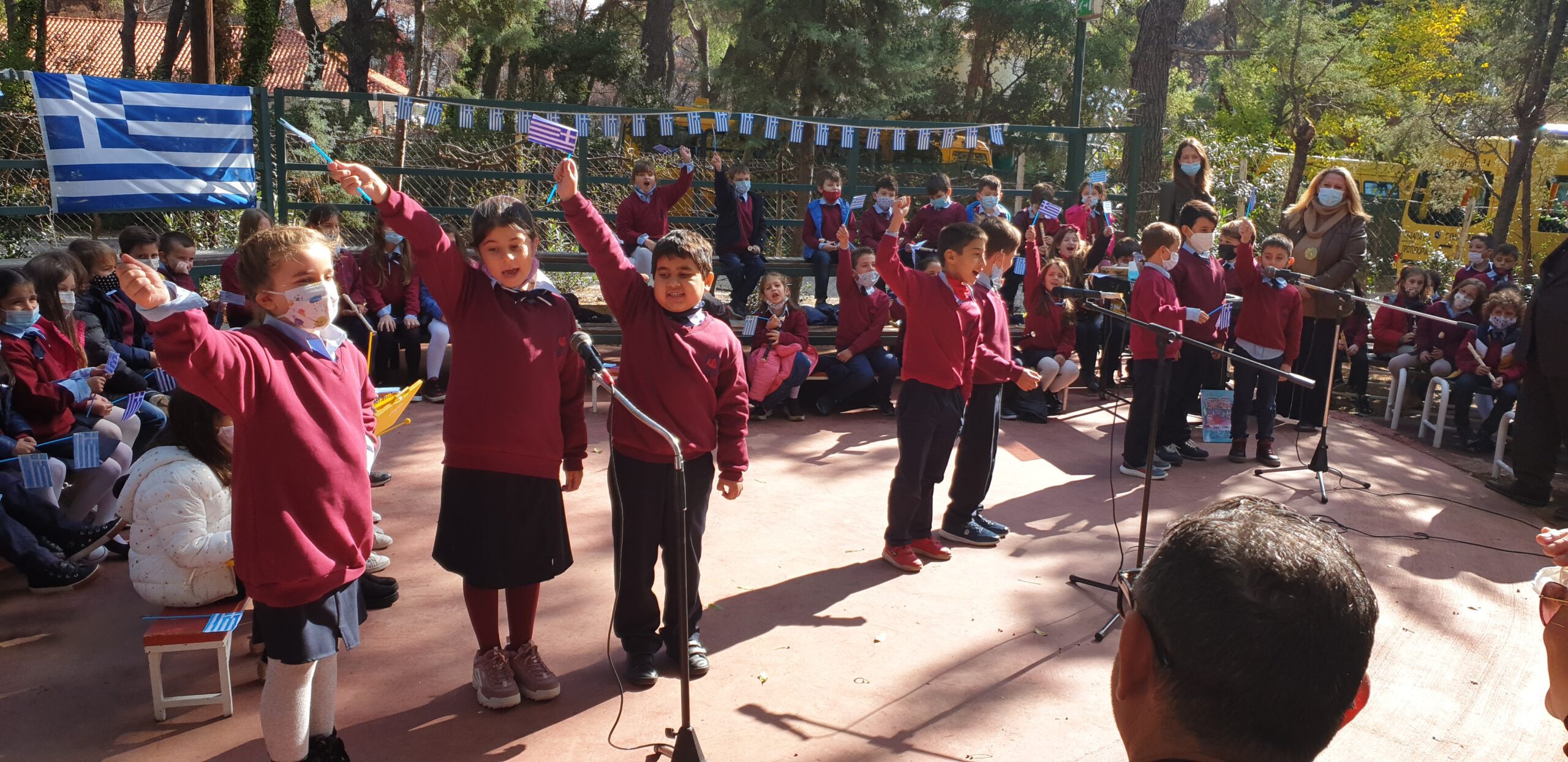 ΕΟΡΤΑΣΜΟΣ ΤΗΣ 28ης ΟΚΤΩΒΡΙΟΥ - ΜΟΝΤΕΣΣΟΡΙΑΝΑ ΣΧΟΛΕΙΑ