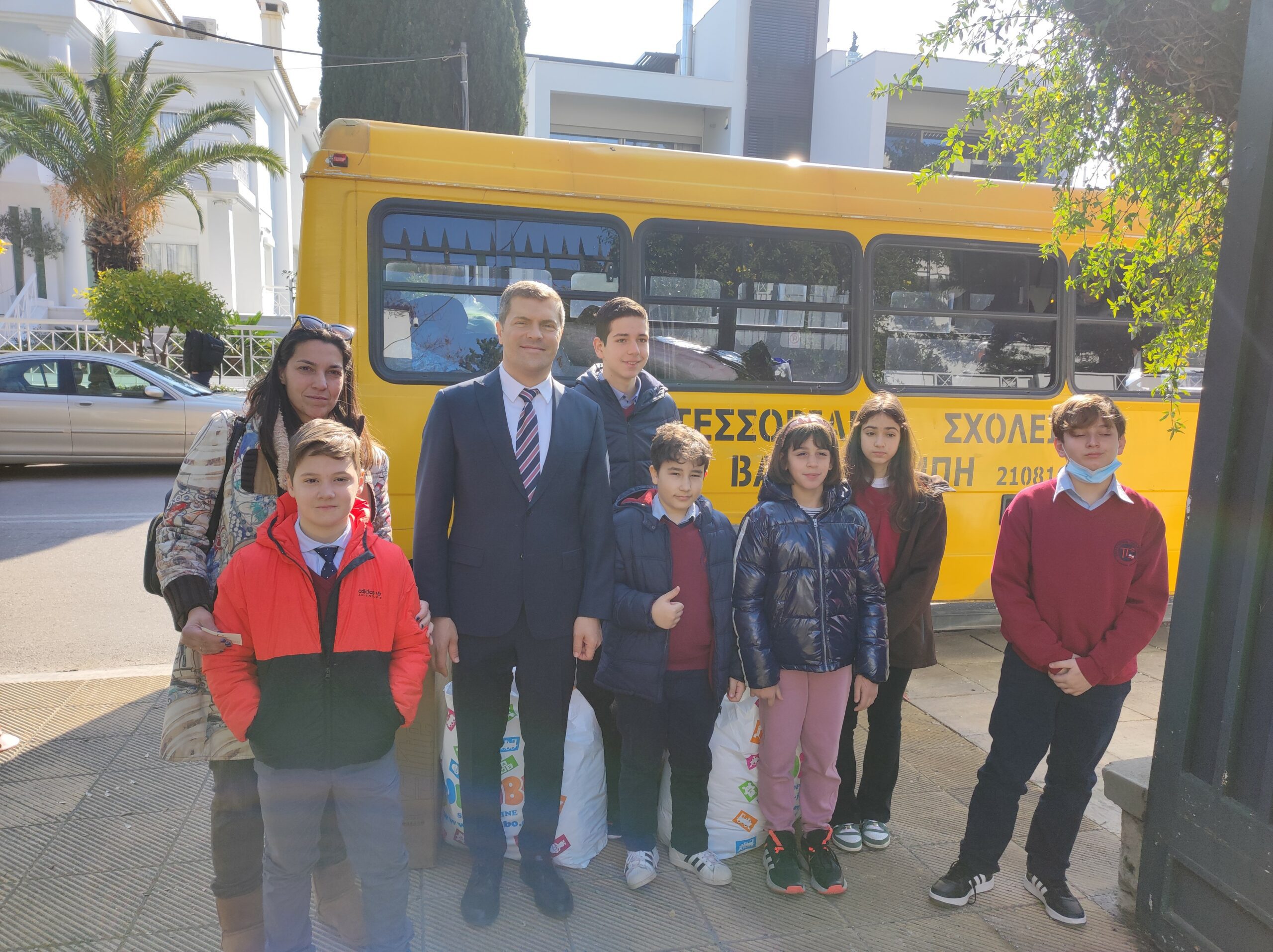 ΑΝΘΡΩΠΙΣΤΙΚΗ ΒΟΗΘΕΙΑ ΣΤΗΝ ΤΟΥΡΚΙΑ - ΜΟΝΤΕΣΣΟΡΙΑΝΑ ΣΧΟΛΕΙΑ