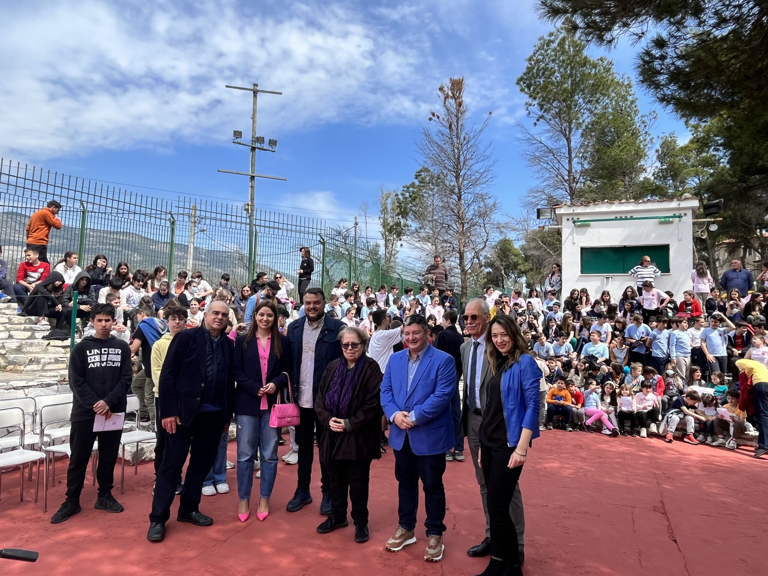 Η ΔΗΜΗΤΡΑ ΓΑΛΑΝΗ ΣΤΟ ΣΧΟΛΕΙΟ ΜΑΣ - ΜΟΝΤΕΣΣΟΡΙΑΝΑ ΣΧΟΛΕΙΑ