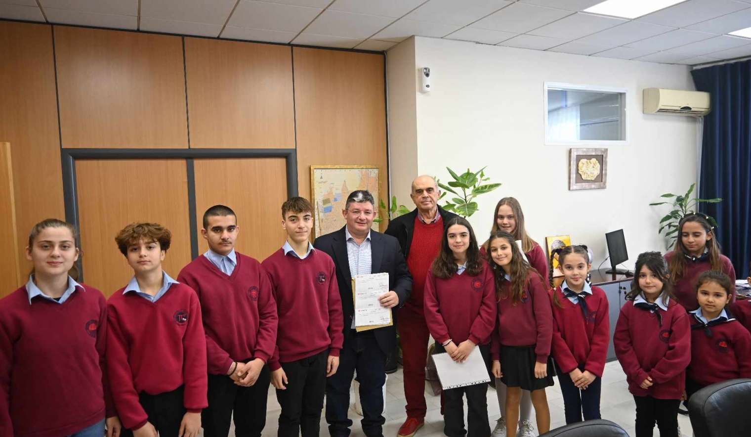 BAZAAR 2023: ΠΑΡΑΔΟΣΗ ΔΩΡΟΕΠΙΤΑΓΩΝ ΣΤΟΝ ΔΗΜΟ ΑΧΑΡΝΩΝ - ΜΟΝΤΕΣΣΟΡΙΑΝΑ ...