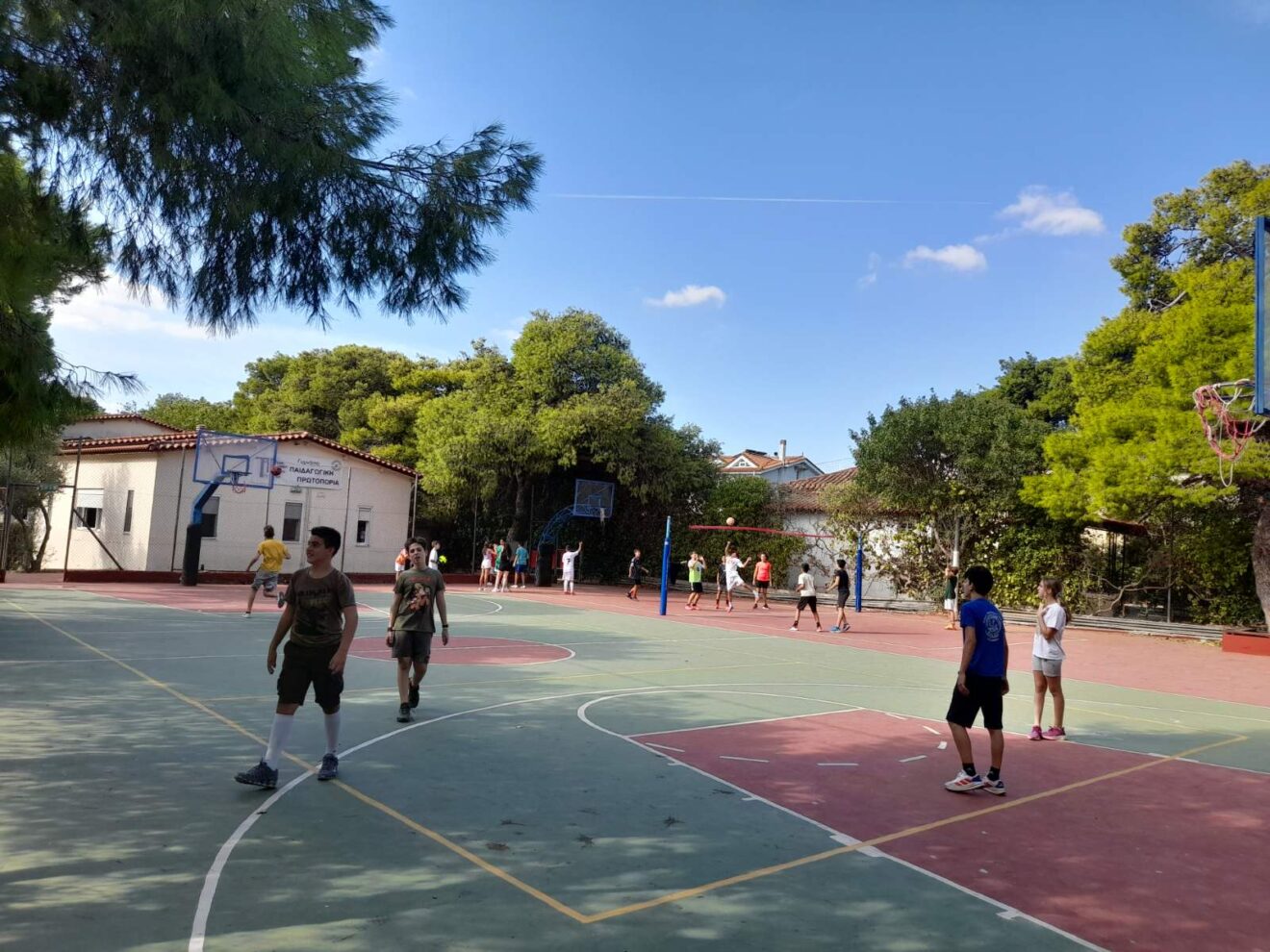 ΗΜΕΡΑ ΣΧΟΛΙΚΟΥ ΑΘΛΗΤΙΣΜΟΥ - ΜΟΝΤΕΣΣΟΡΙΑΝΑ ΣΧΟΛΕΙΑ